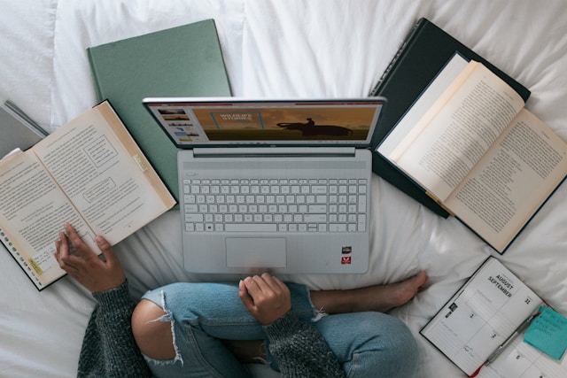 Curso gratuito online de Gêneros Textuais Acadêmicos recebe inscrições ...